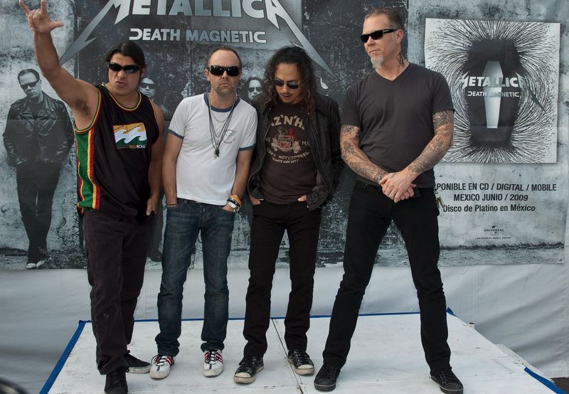 Metallica Revine în România | Libertatea