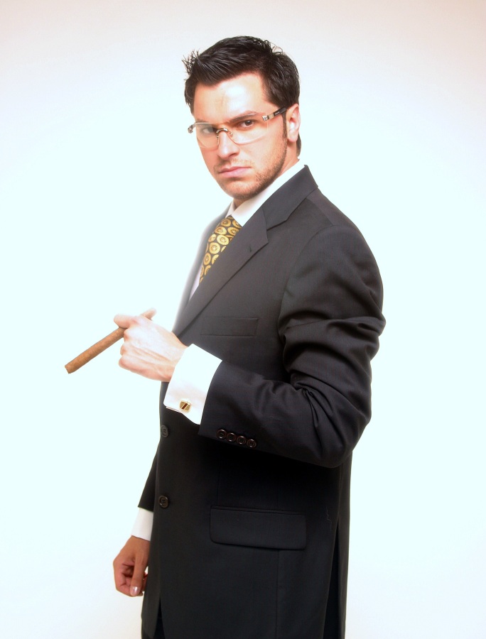 Fizz Revine în Forţă! Ascultă Noua Sa Piesă - “Welcome To Romania ...