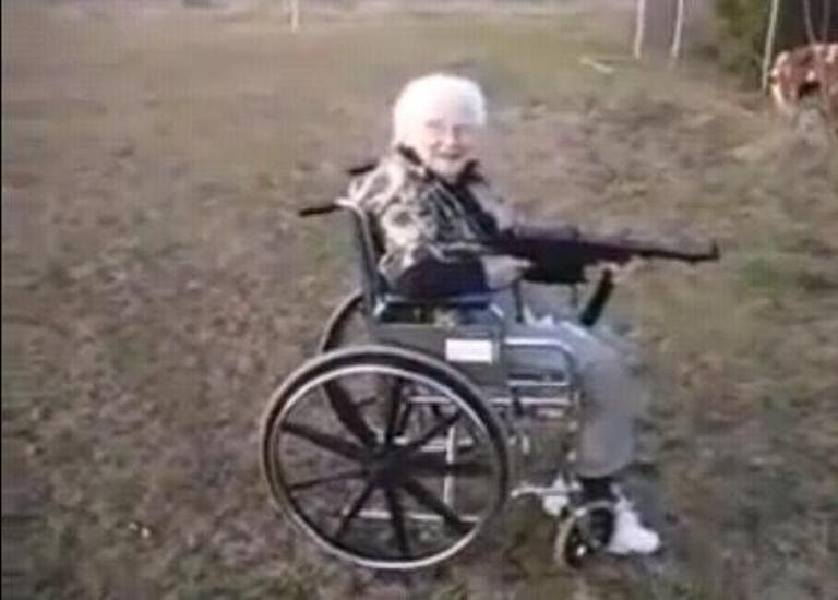 Video: Ce Bine Trage Hoaşca Cu Arma! De Aici Vine Expresia ”baba şi ...