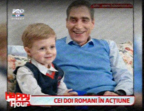 Ce Drăgălaș E Fiul Lui Petre Roman! | FOTO | Libertatea