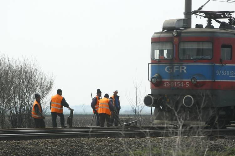 Ce Soartă Crudă! Un Controlor CFR Din Timiş A Sfârşit Ucis De Tren ...