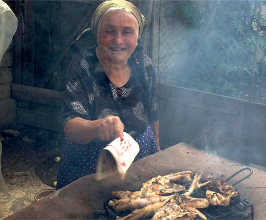 ŞOC: GHEARE DE PUI LA GRĂTAR! Uite Ce VEDETĂ Are Parte De Asemenea ...
