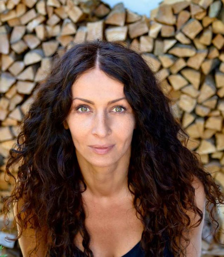 CE A GĂSIT MIHAELA RĂDULESCU LA GROAPA DE GUNOI! | Libertatea