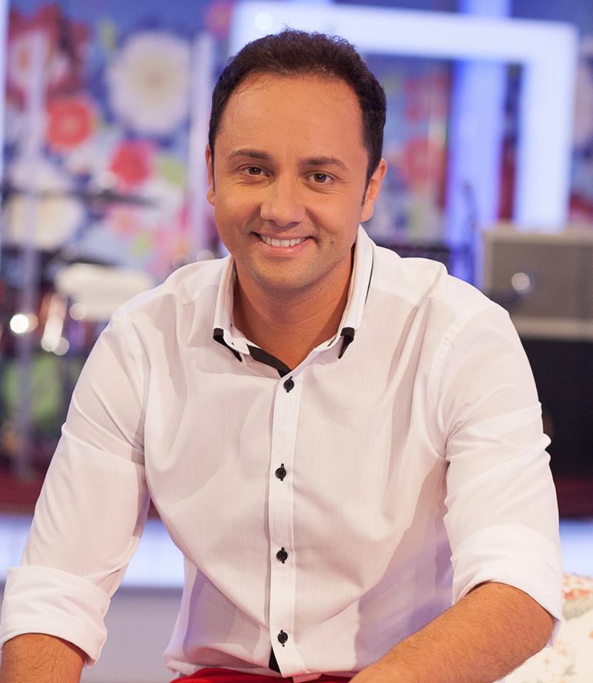 CÂT DE DULCE E FIUL LUI MĂRUŢĂ! Iată Fotografia Care A ÎNDUIOŞAT ...