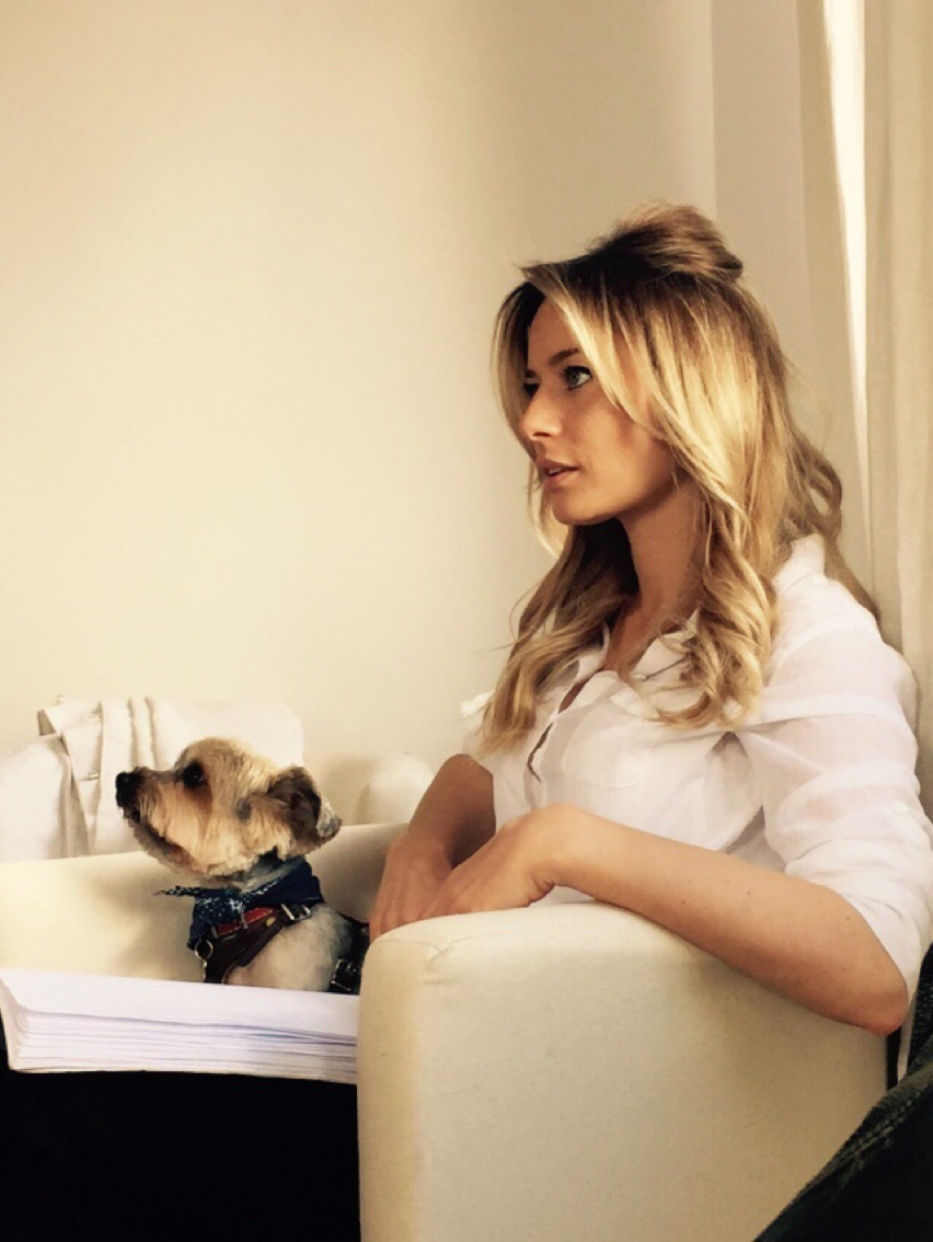 Laura Cosoi Dă Din Casă: ”Așa Arată Pregătirile Pentru Nunta Perfectă ...