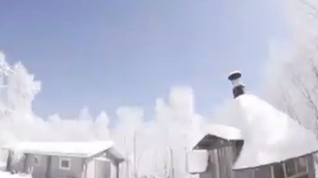 VIDEO | Imagini Spectaculoase: Momentul în Care Un Meteor A Luminat ... VIDEO | Imagini Spectaculoase: Momentul în Care Un Meteor A Luminat ...