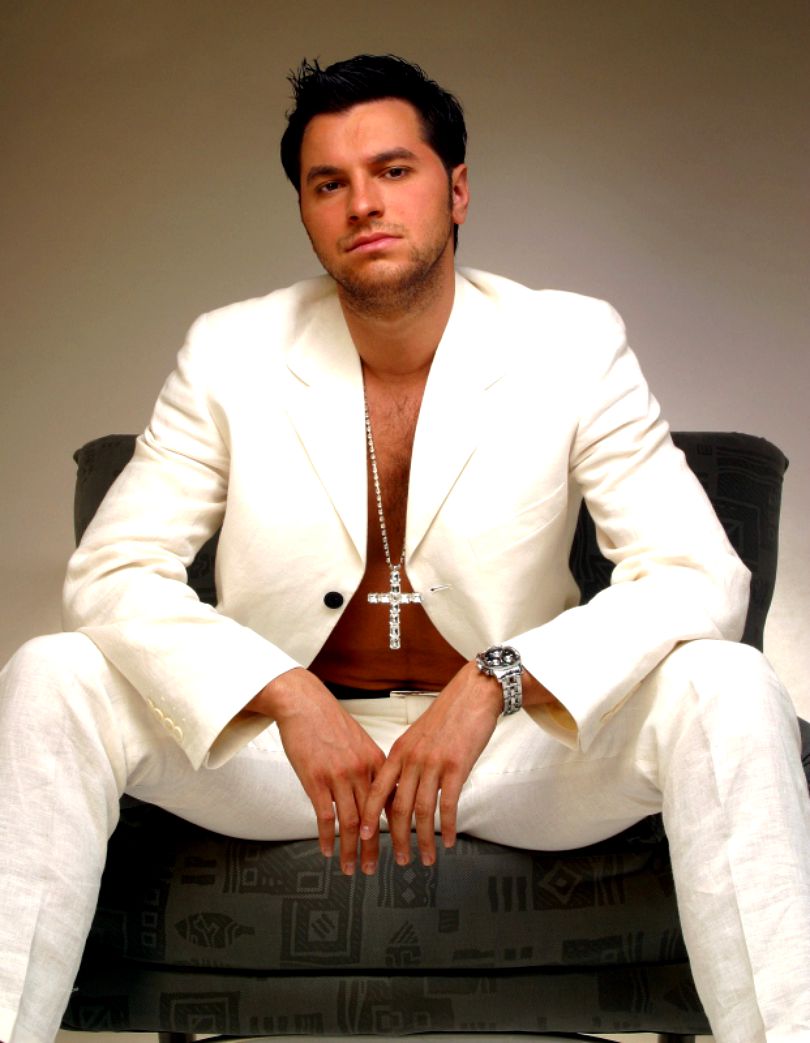 Fizz, Printre Cei Mai Potenți Bărbați Din România. A Renunțat La ...