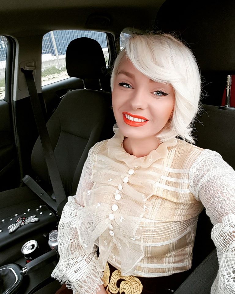 Maria Constantin, Declarație Tristă Despre Tatăl Său Mort. | Libertatea