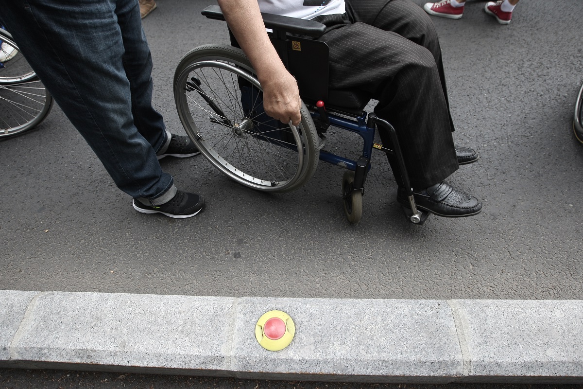 Transport Gratuit în Regim De Taxi Pentru Persoanele Cu Handicap ...
