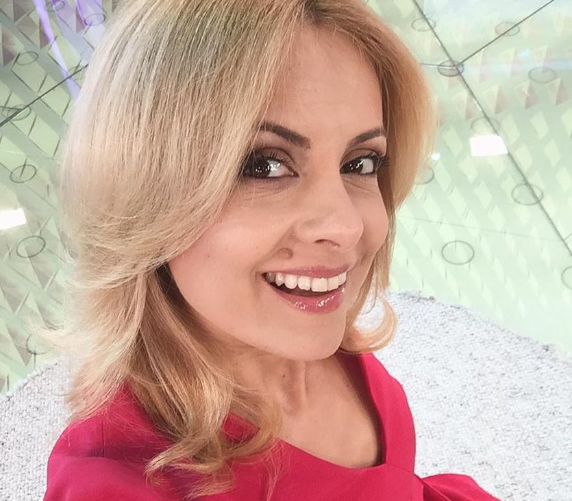 O Imagine Cu Fetița Simonei Gherghe A Creat Isterie Pe Facebook ...
