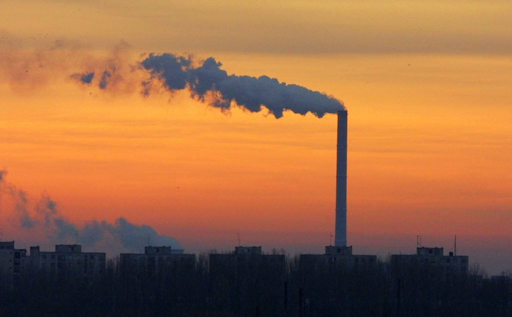 Apa caldă și carburanții s-ar putea scumpi cu 10% din cauza unei noi ...
