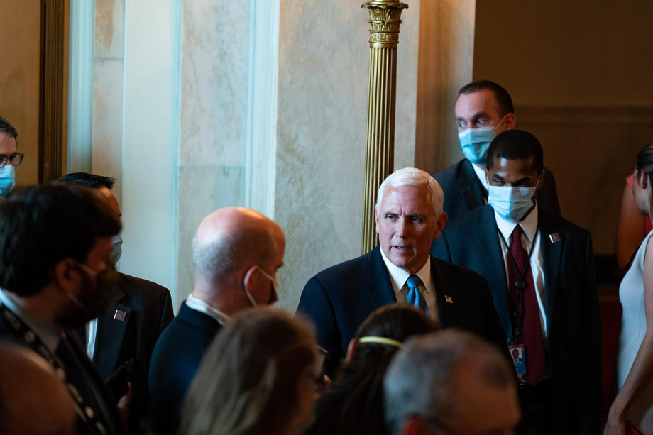 Mike Pence Merge La învestirea Lui Biden. Trump, Primul Președinte După ...