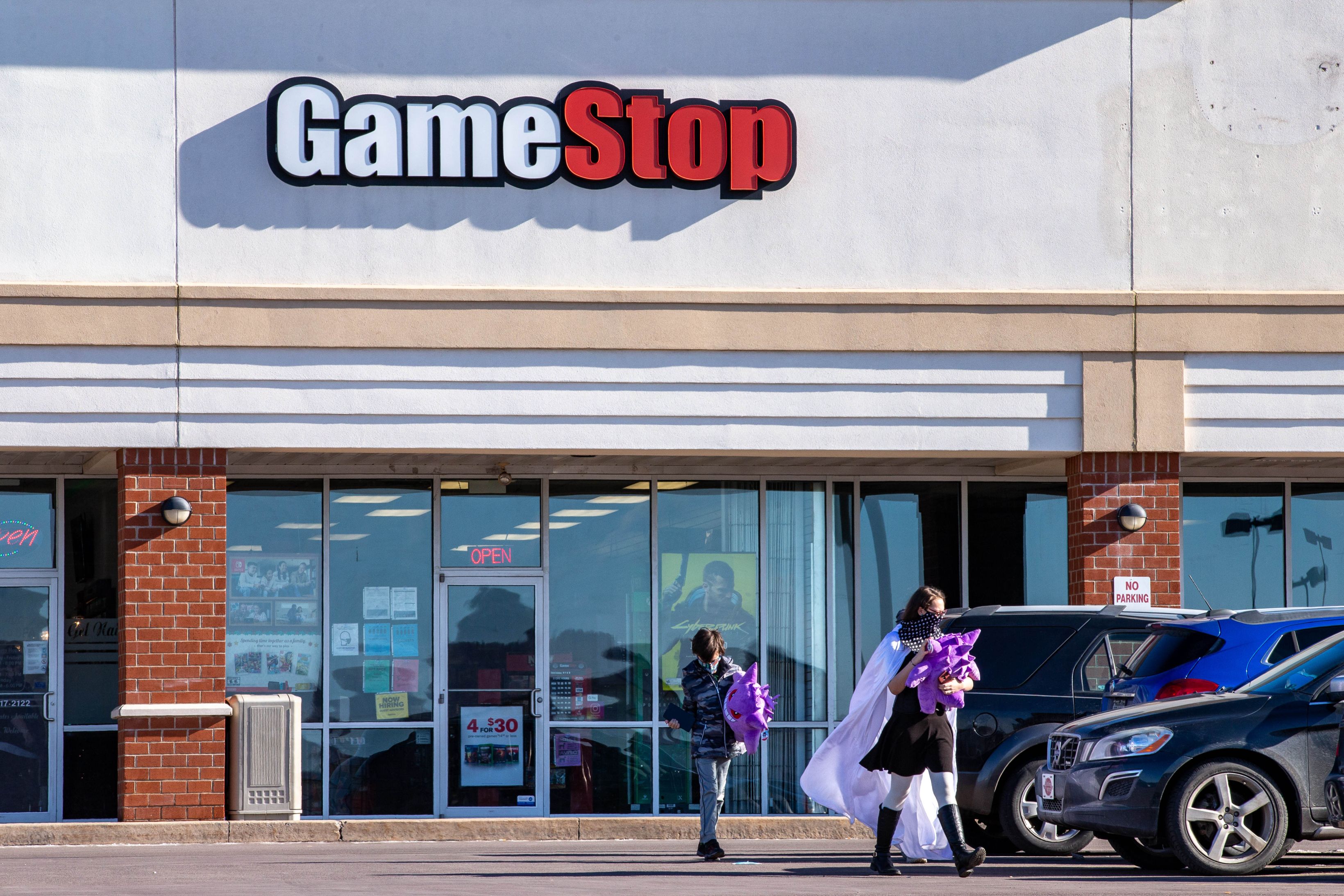 Afacerea GameStop Va Ajunge Pe Marile Ecrane. Netflix și MGM Se ...