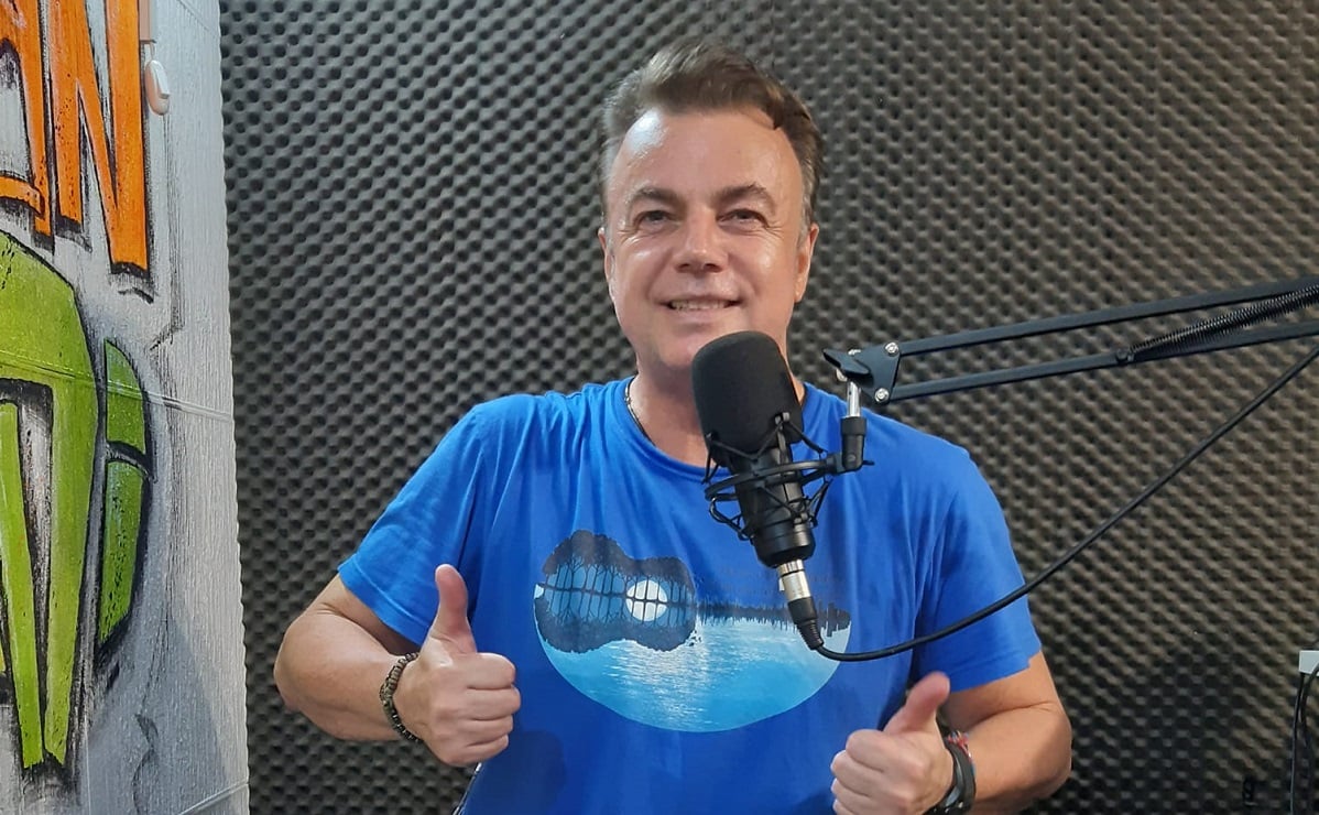 Adrian Enache, Iubire Interzisă Cu O Profesoară, La 16 Ani. „M-a ...