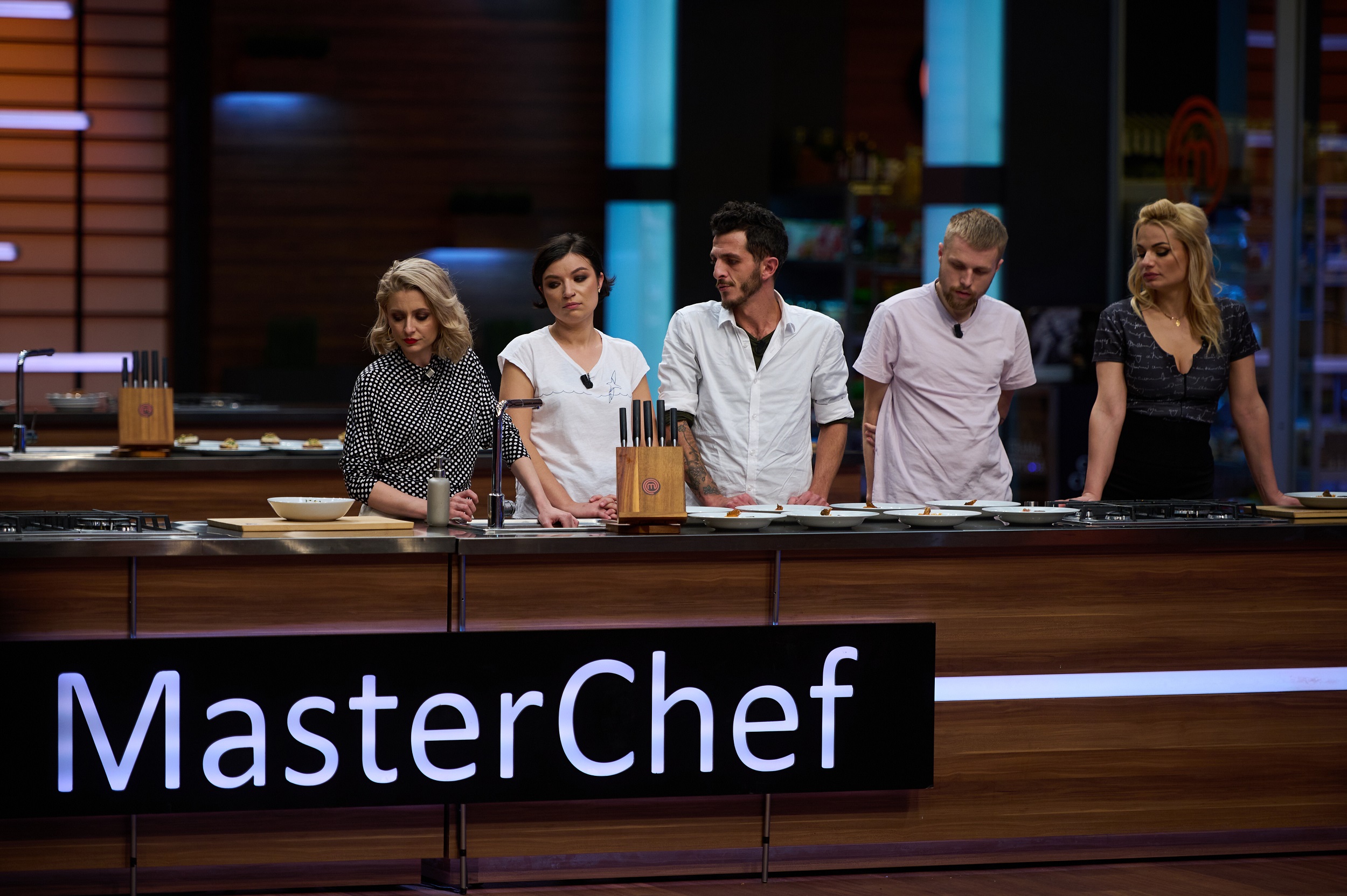 Au Mai Rămas 5 Concurenți în Bucătăria „MasterChef”. Show-ul Se Apropie ...