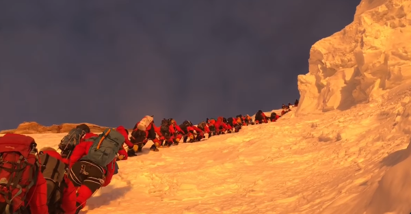 „Ambuteiaj” Pe Ascensiunea Spre K2, Al Doilea Cel Mai înalt Munte Din ...