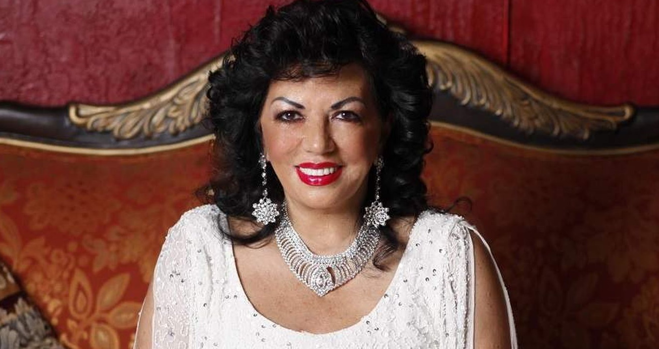 Carmen Harra Face Senzație Pe TikTok Cu Dansurile Sale. Cum Arată în ...
