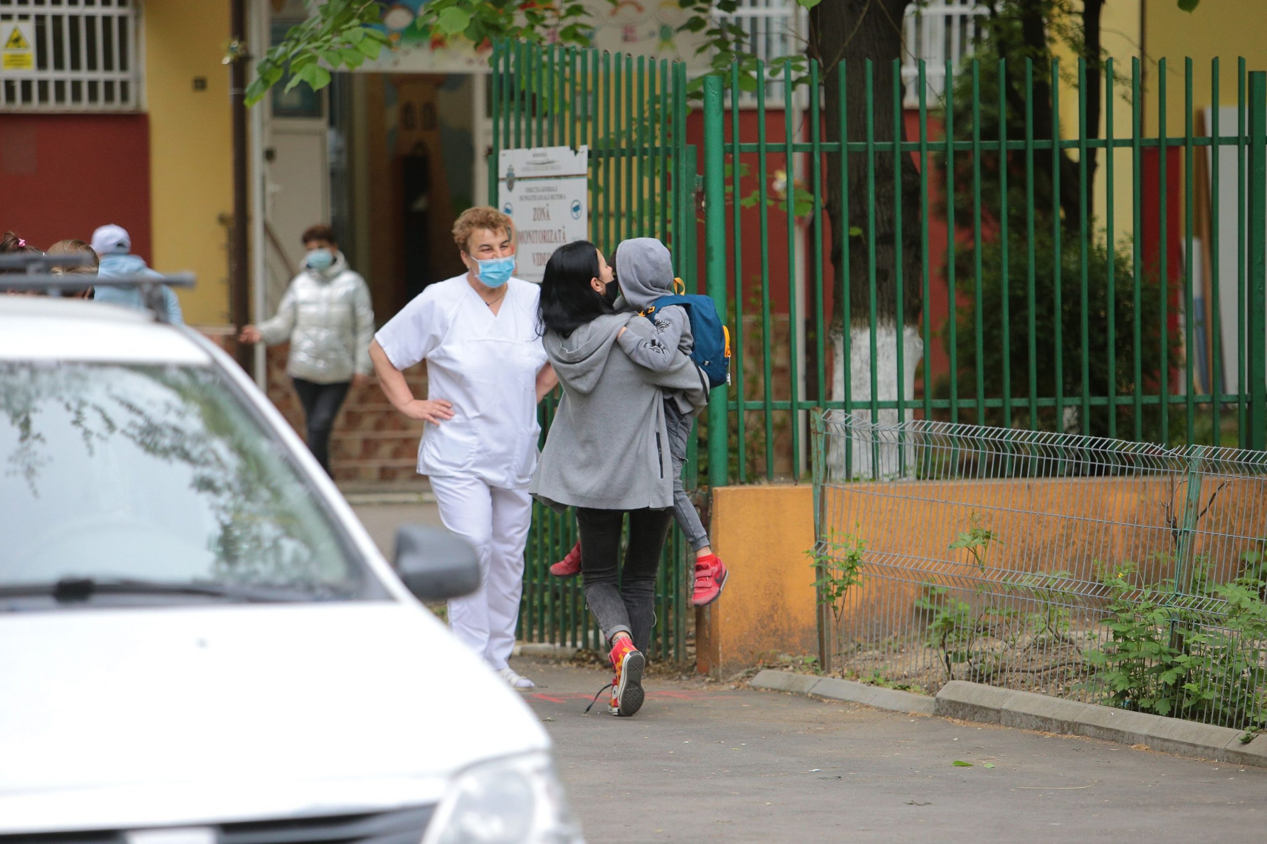 Părinții Cer Triaj Epidemiologic în școli: „Copilul A Spus Că N-a Venit ...