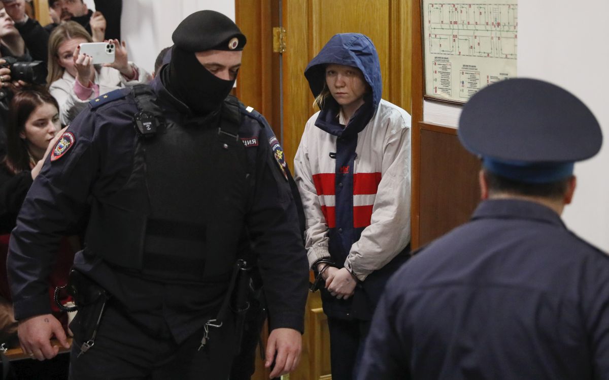 Daria Trepova, Pusă Oficial Sub Acuzare Pentru Terorism, în Cazul ...