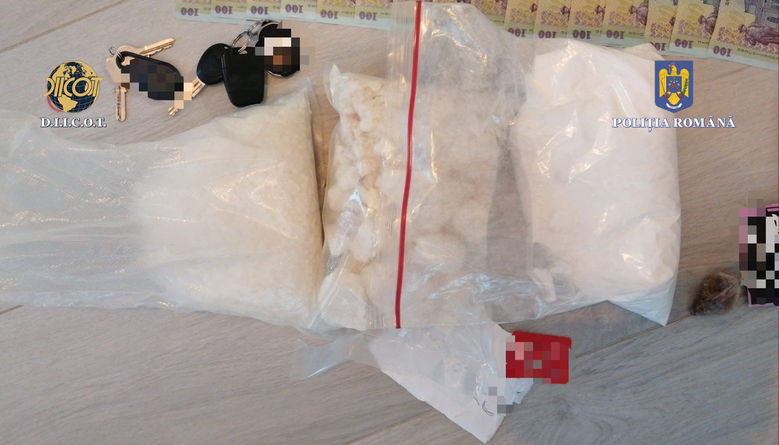 Peste Două Kilograme De Droguri De Mare Risc, Găsite Asupra Unui Bărbat ...