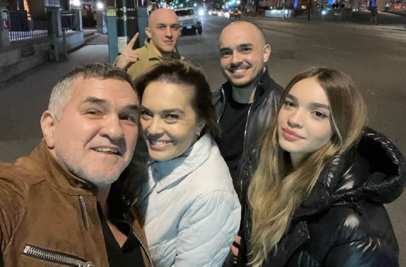 Fiica Lui Leonard Doroftei A împlinit 20 De Ani. Cum A Fost ...
