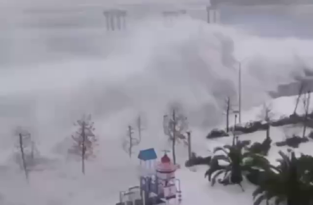 „Furtuna Secolului în Marea Neagră” S-a Transformat într-un Uragan ...