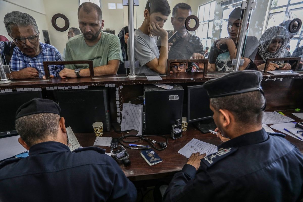 Punctul De Trecere Rafah, Deschis Pentru A Treia Zi, Pentru Evacuări ...