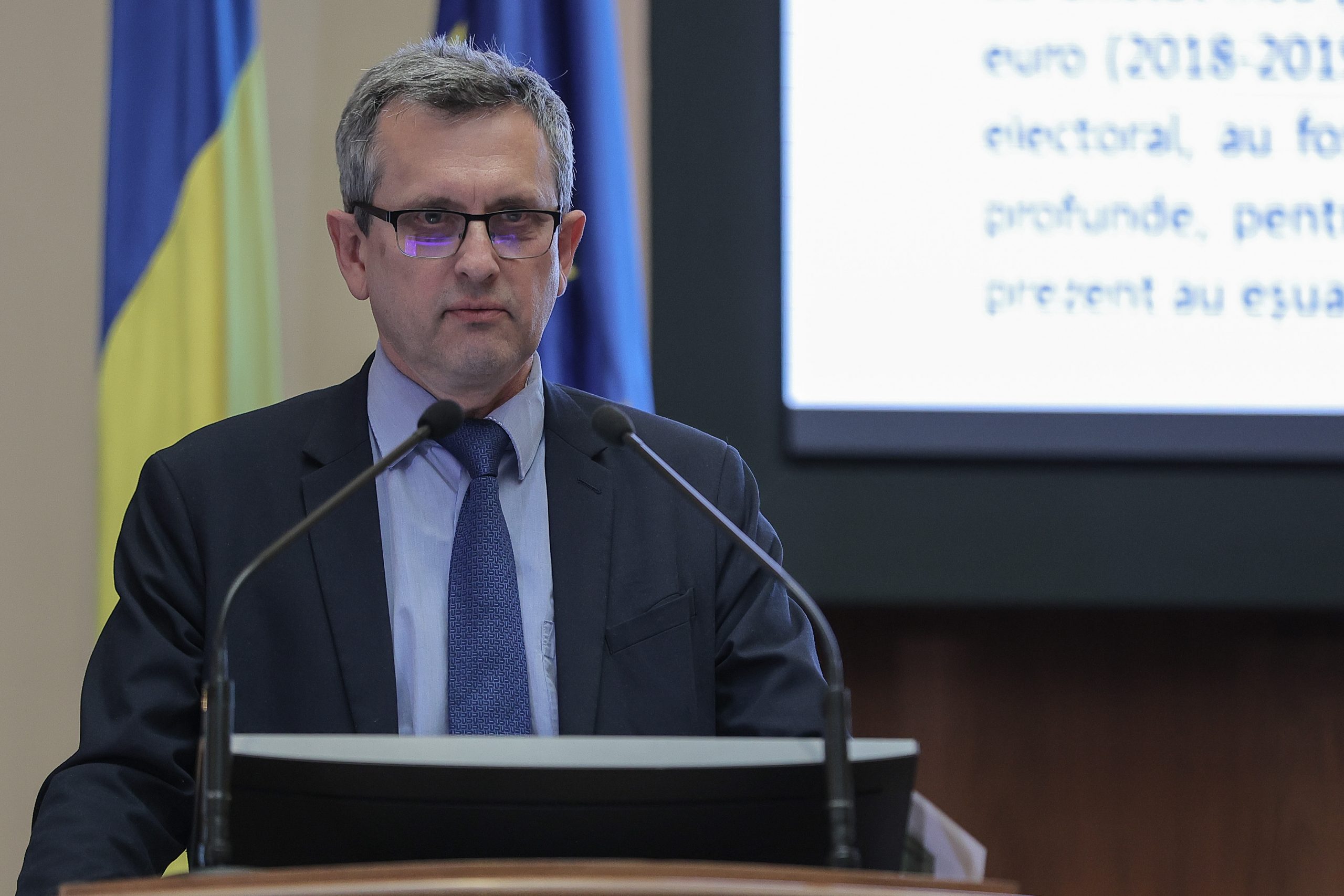 Economistul șef Al BNR: „Nu Vă Mai Așteptați Să Vă Crească Nivelul De ...