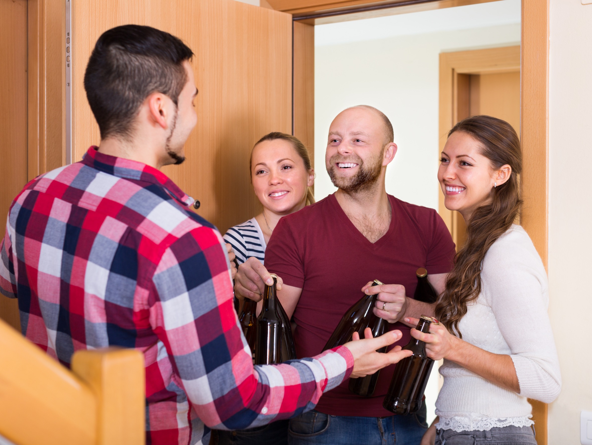 Ce Să Nu Faci Când Mergi în Vizită La Cineva - Reguli De Bună Purtare ...