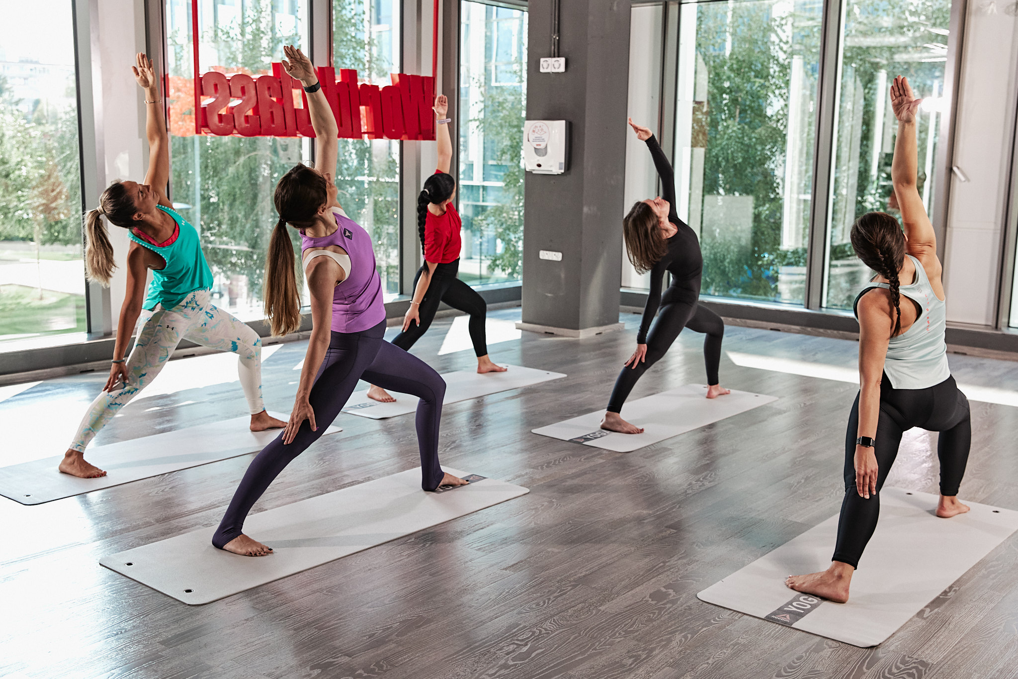 Pe 21 și 22 Iunie, World Class Oferă Clase Gratuite De Yoga în ...