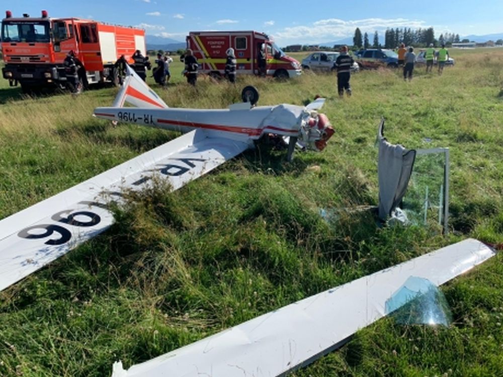 Un Planor A Aterizat Forțat în Județul Hunedoara. Pilotul A Fost Rănit ...