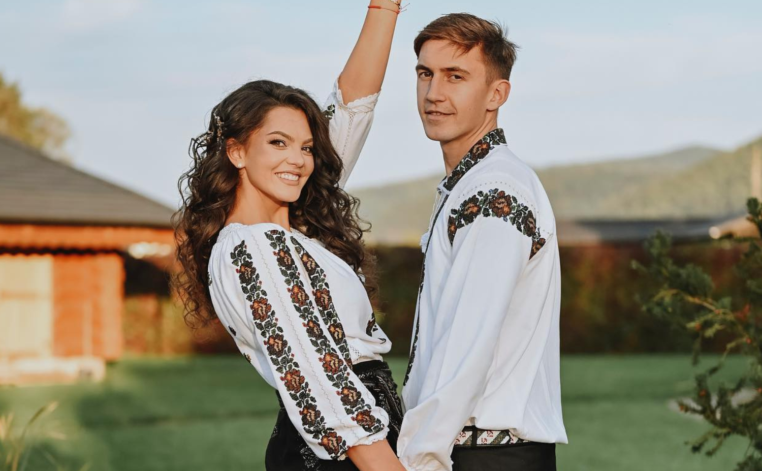 Canotorii Maria și Florin Lehaci S-au Căsătorit Religios. Imagini De La ...