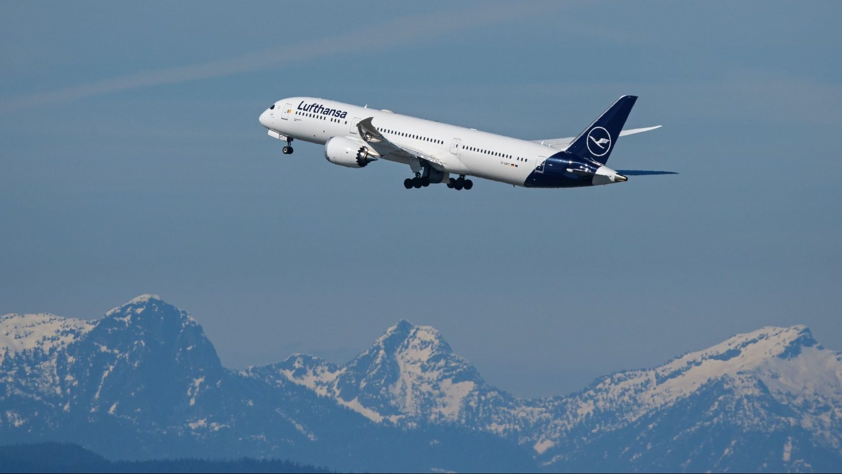 Când Poți Să Cumperi Cele Mai Ieftine Bilete De Avion. Orele De ...