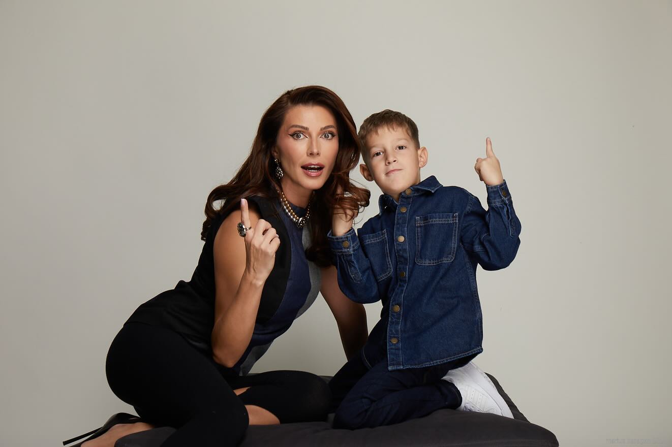 De Ce Ilinca Vandici Nu Face Temele Cu Băiețelul Ei. Zian E în Clasa ...