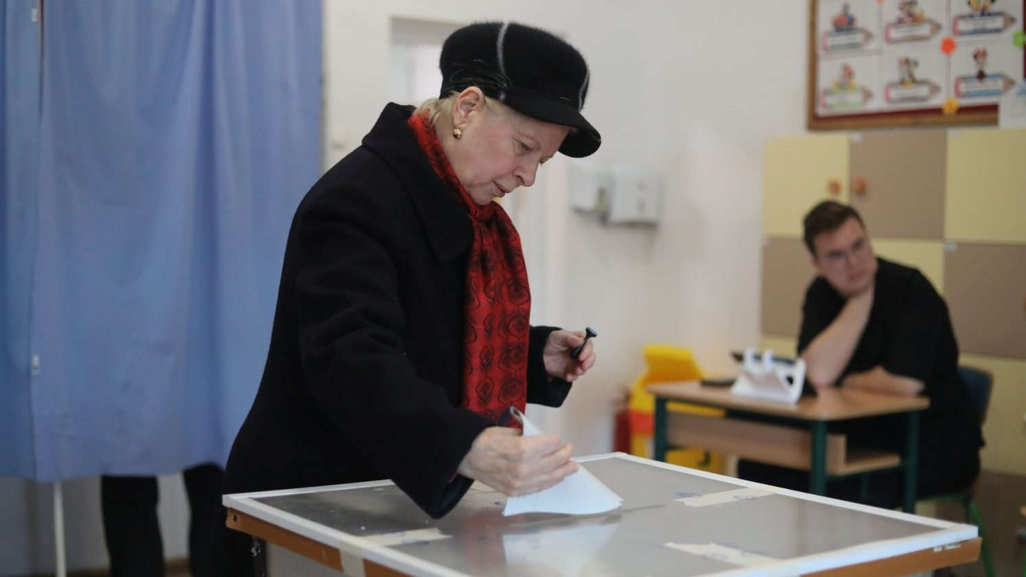Renumărarea Voturilor Din Primul Tur Al Alegerilor Prezidențiale ...