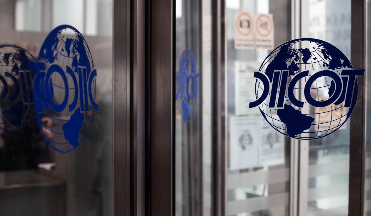 Un Columbian, Instruit Din Rusia Să Arunce în Aer Obiective Din România ...