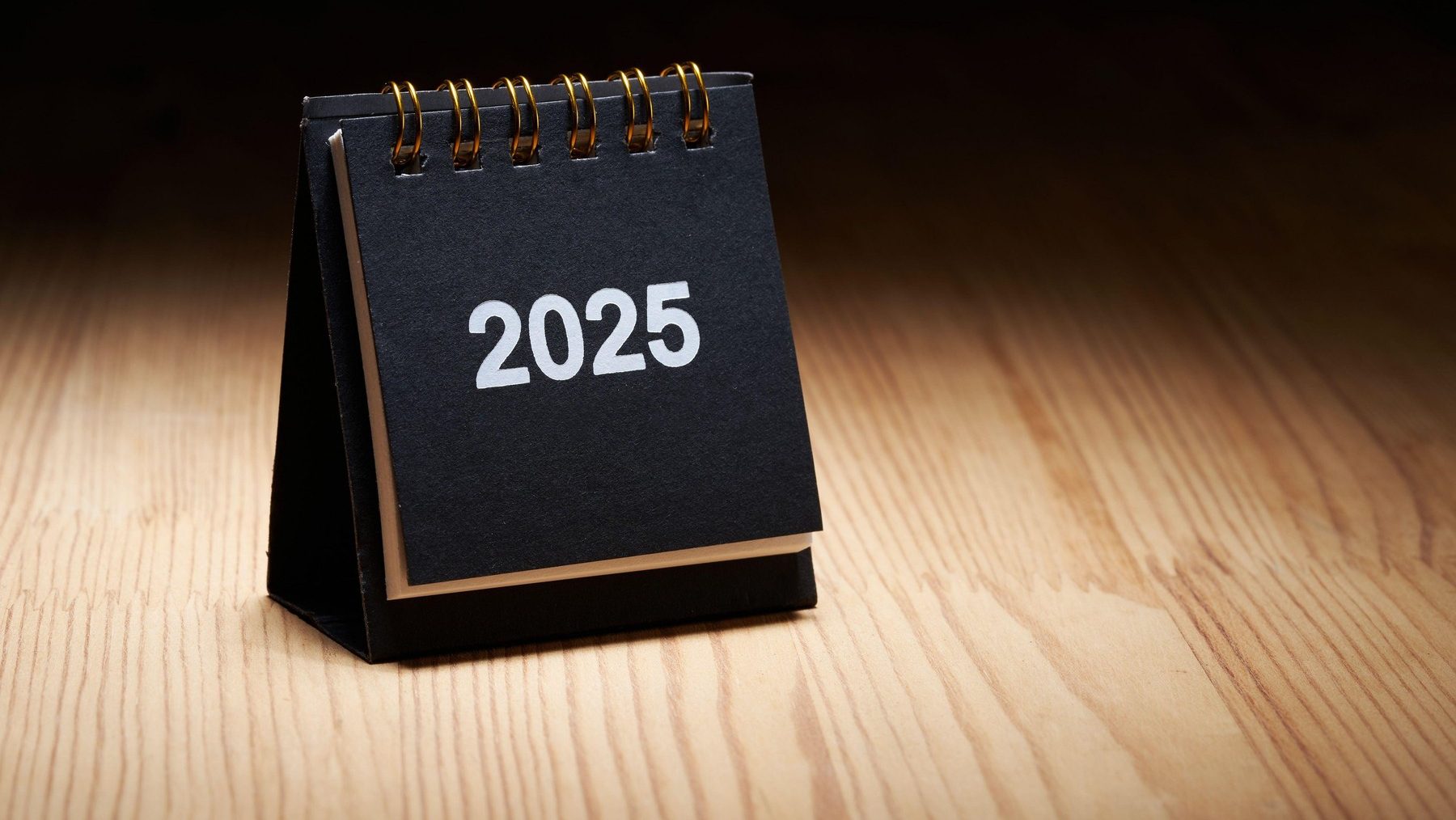 Zile Libere 2025. Calendarul Sărbătorilor Legale și Când Pică Prima ...