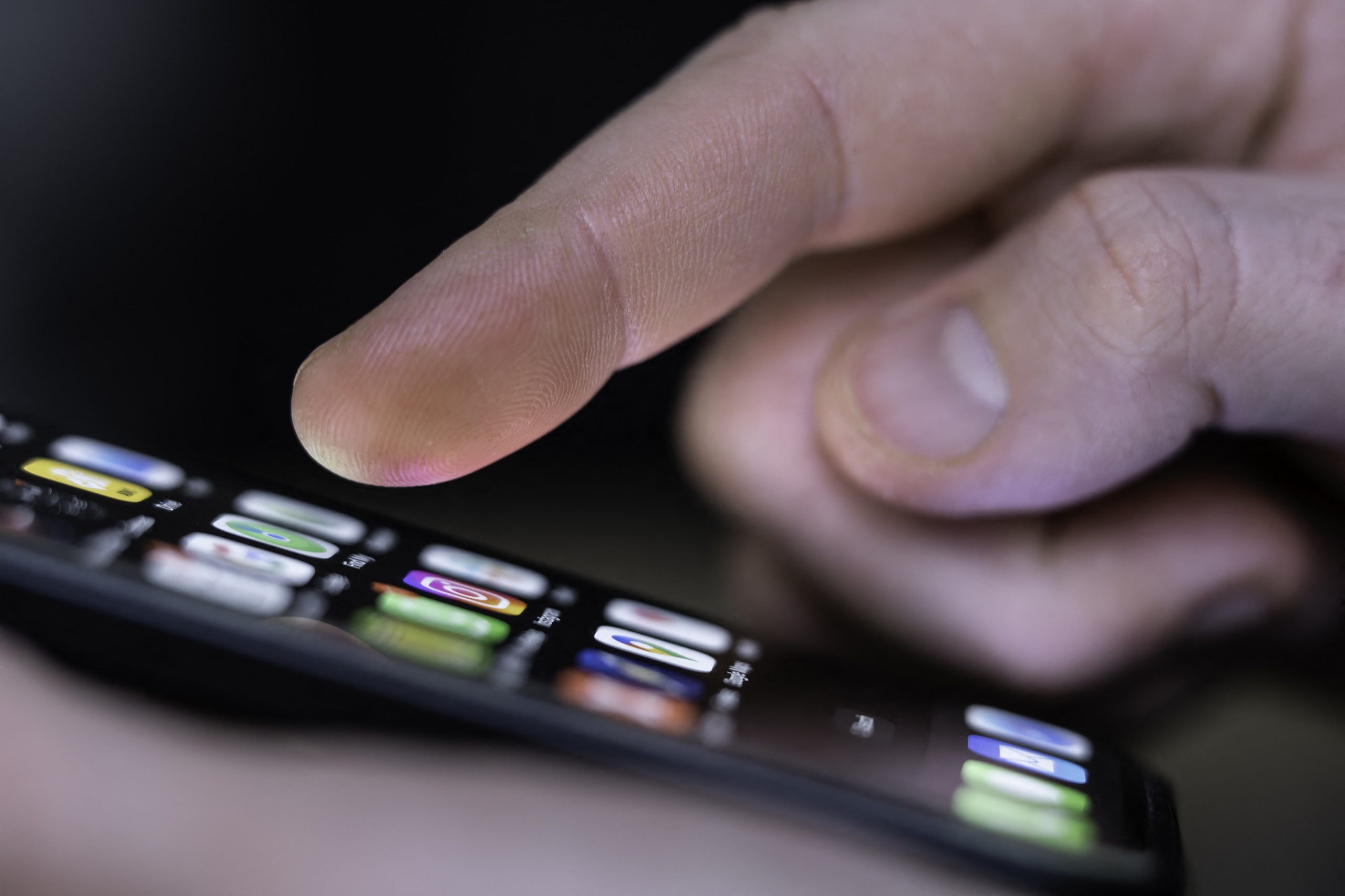Număr de telefon scos la licitație pentru 100.000 de euro în Elveția