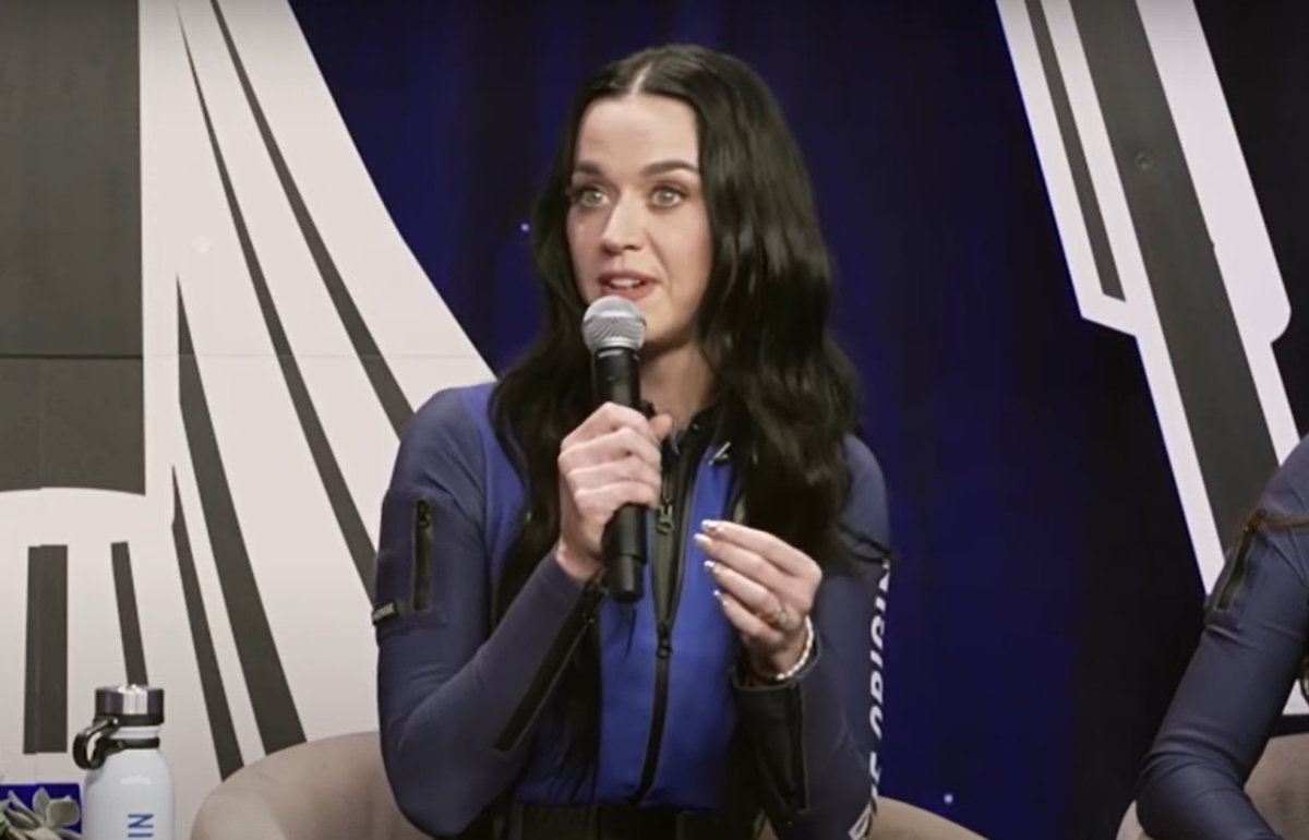 De ce Katy Perry nu a cântat una dintre melodiile sale în spațiu: „Este ...