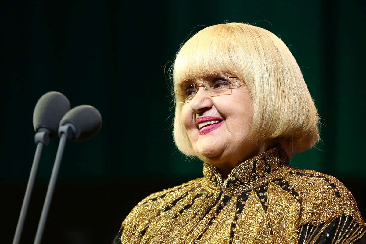 Ce mesaj a primit Rodica Mandache de la un internaut. „Am dat un biet ...