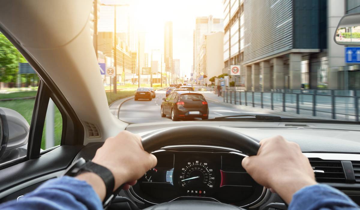 Mașinile electrice care se conduc fără permis în România: modele și prețuri