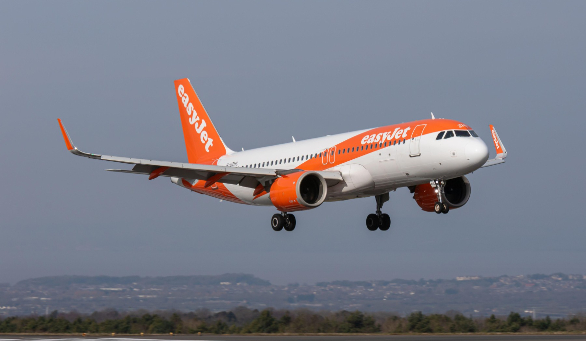 Ce s-a întâmplat cu avionul în care o pasageră a „țipat despre ...