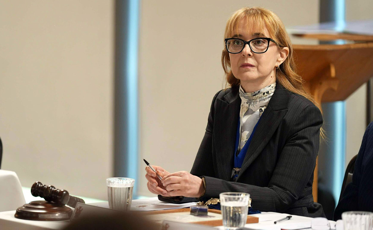 Alisa Russell, prima româncă aleasă primar într-un oraș din Marea ...