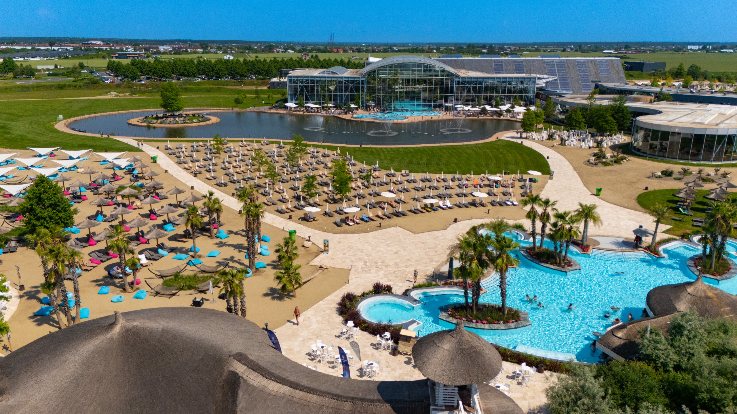 Therme Bucuresti A Redeschis Plajele Sands Of Therme Si Galaxy Horizon ...