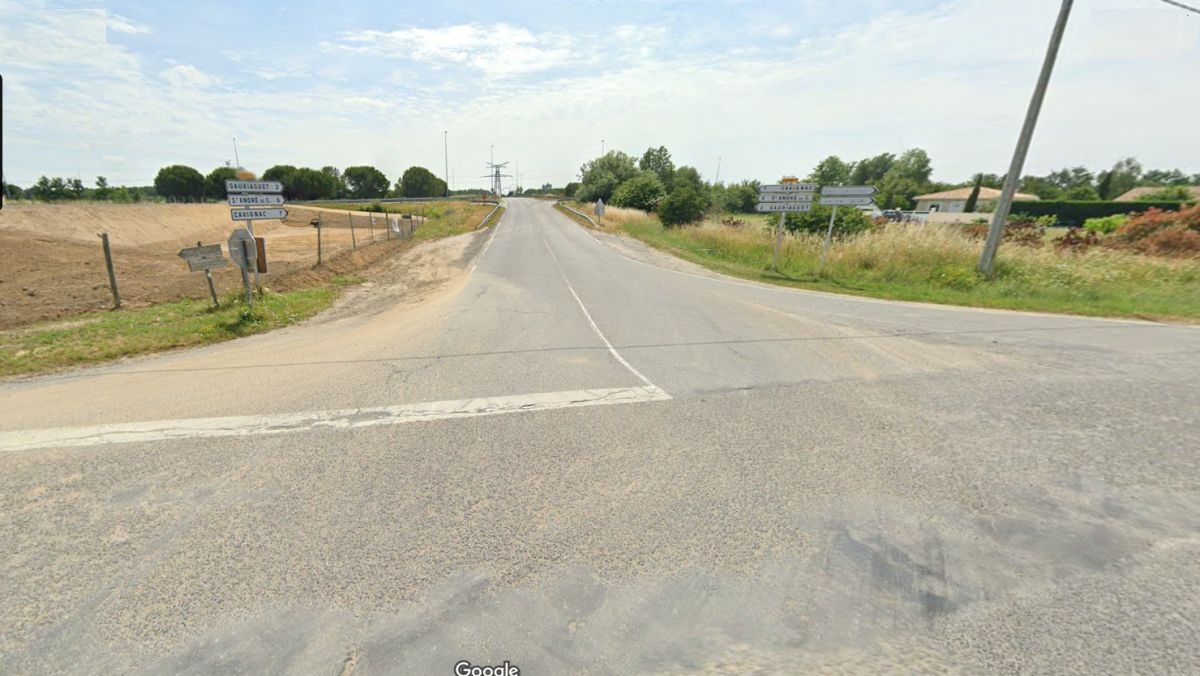 Intersecția în care toate mașinile trebuie să oprească i-a bulversat pe ...