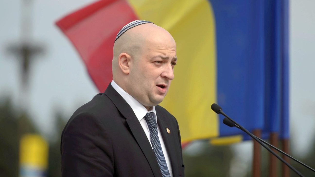 Silviu Vexler renunță la Ordinul Național, după ce Nicușor Dan a ...