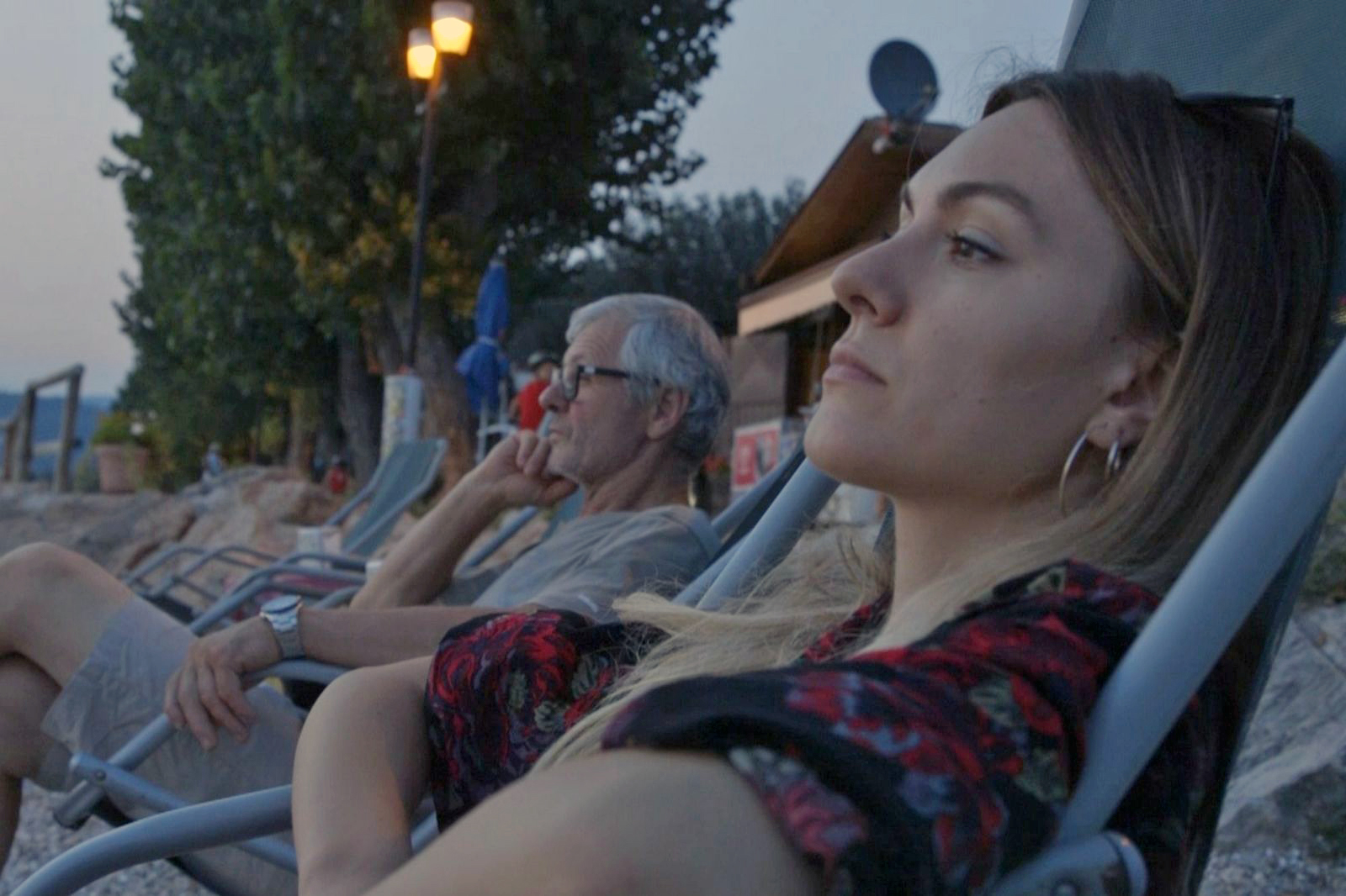 „TATA”, un film rupt din rai