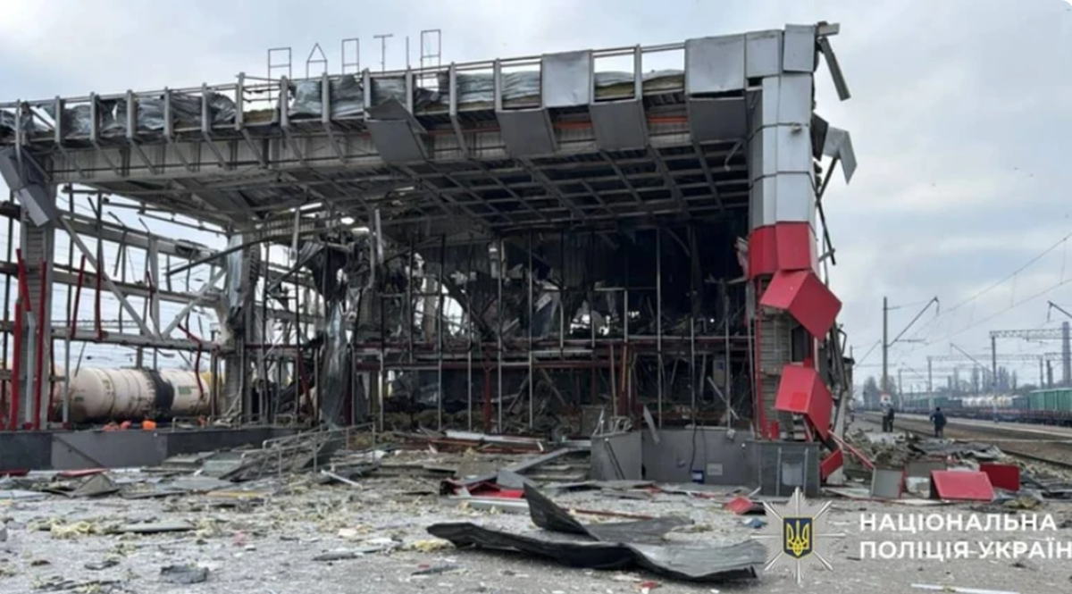 Cum arată gara Fastiv din Ucraina, distrusă complet de un atac aerian ...