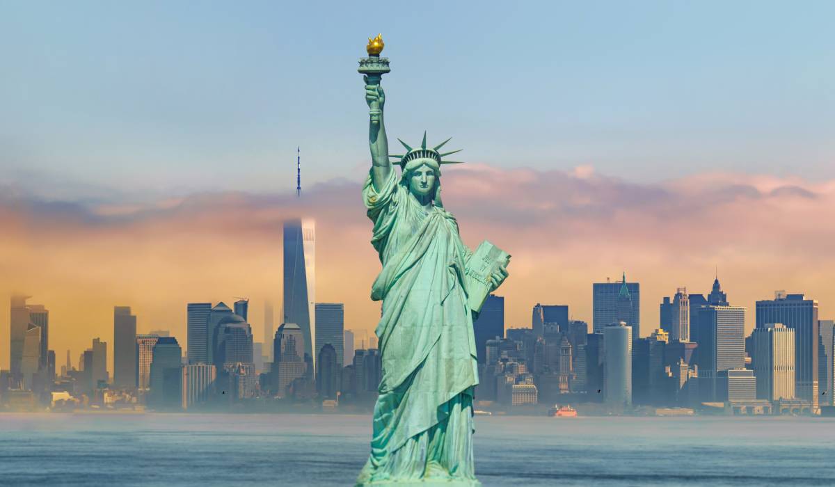 Ce au prezis americanii în 1998 despre anul 2025. Unde au avut dreptate ...