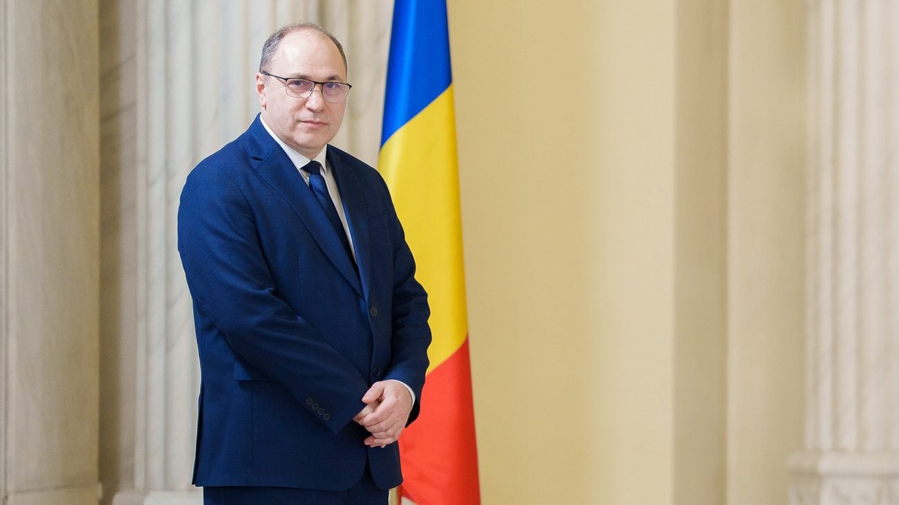 Cine este Mihai Dimian, noul ministru al educaţiei. Ceremonia de la ...